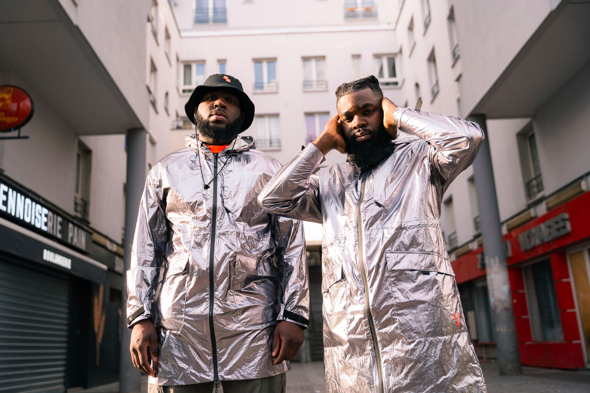 Le duo Ledos dévoile un nouveau clip — La Place Paris