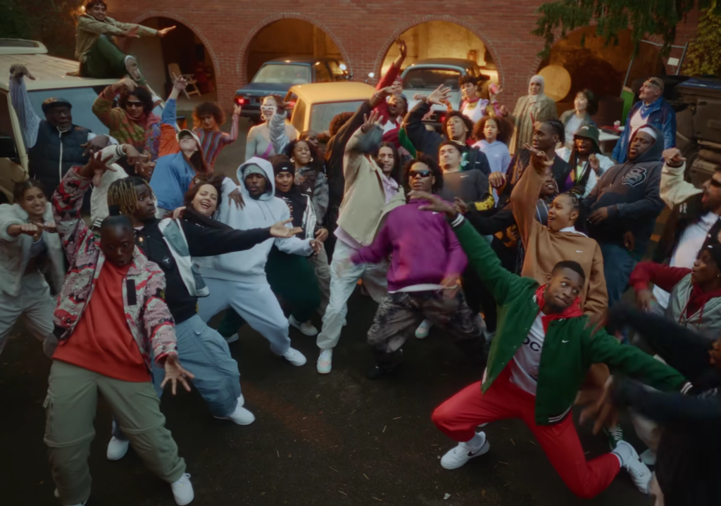 Casting Nike x Snipes pour le clip 100% danse de Leto & Guy2bezbar — La ...