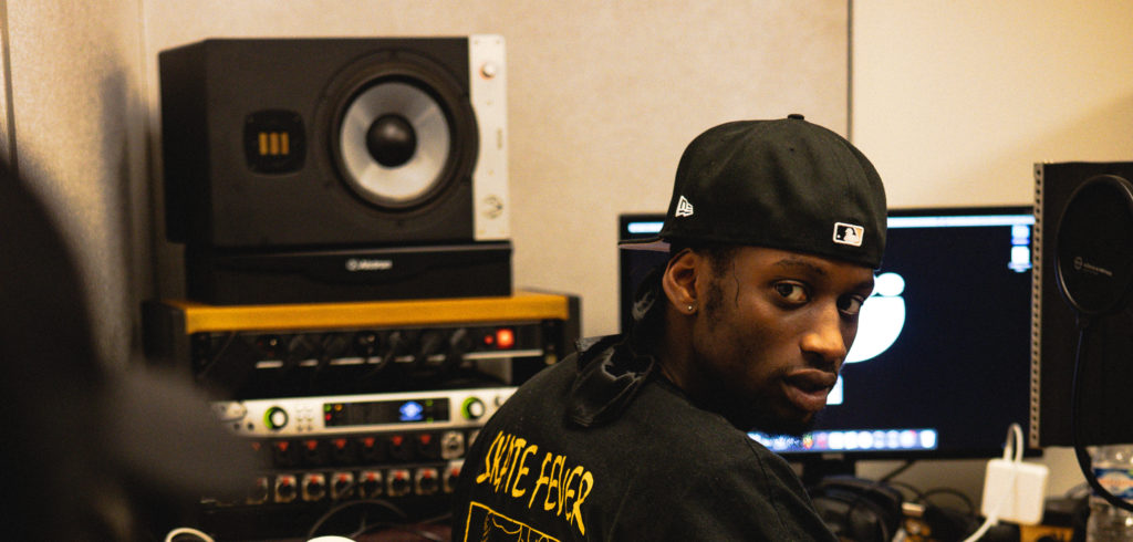 Anglade fait son grand retour avec son EP “Vision” — La Place Paris